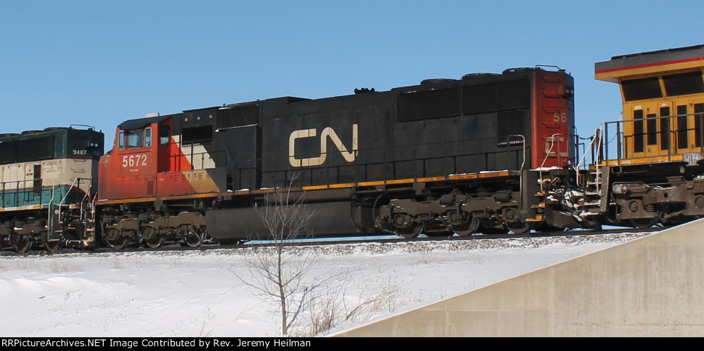 CN 5672 (1)